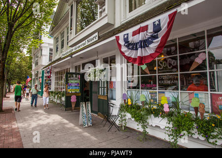 Main Street Cafe in Stockbridge, MA Stock Photo - Alamy