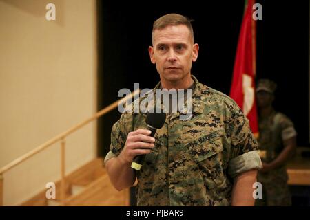 U.S. Army Lt. Col. Keith McKeon, commander of Recruiting and Retention ...