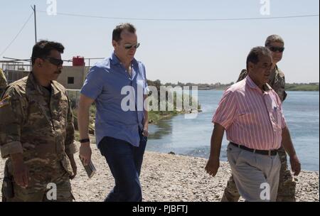 Maj. Gen. James B. Jarrard, commanding general of the 25th Infantry ...