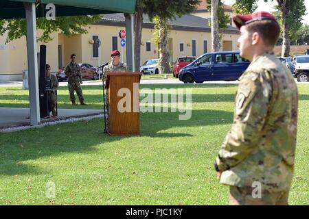 Command Sgt. Maj. Christopher L. Mullinax, incoming, 1st Battalion ...