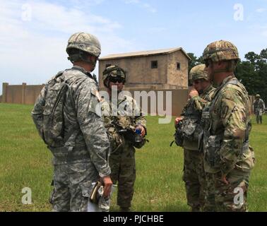 CAMP SHELBY, Ms. – Louisiana National Guardsmen of the 1-141 Field ...