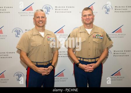 U.S. Army Col. Theodore W. Kleisner, left, Commander of 1st Brigade ...