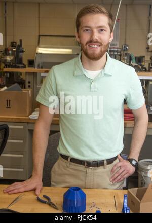 Naval Research Enterprise Internship Program (NREIP) interns describe ...