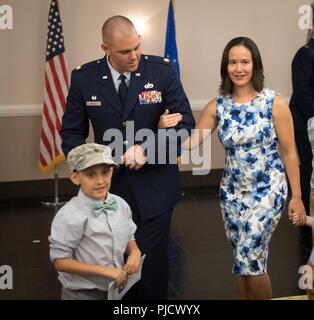 Maj. Peter Talley, 2nd Comptroller Squadron commander, assumes command ...