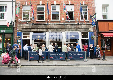 The French House pub Dean street Soho London UK Stock Photo: 41299185 ...
