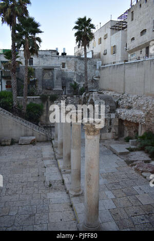 Jerusalem Israel. Roman columns in jewish quarter Stock Photo - Alamy