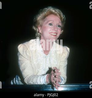 Debbie Reynolds in 1982 Credit: Adam Scull/Photolink/MediaPunch Stock ...