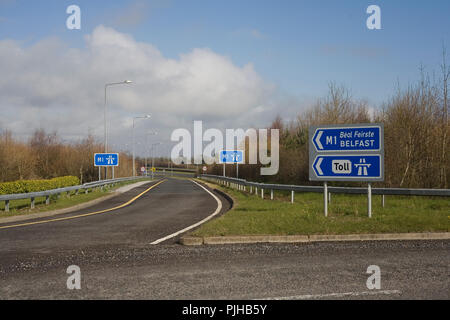 Northbound entry to M1 Dublin to Belfast motorway at junction 6 with ...