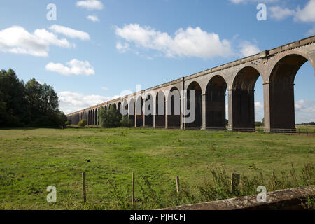 Welland Viaduct, also known as Harringworth Viaduct or Seaton Viaduct ...