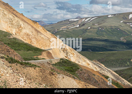 River through Polychrome Pass, Denali National Park and Preserve ...