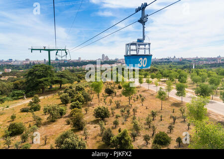 Madrid, cable car 'Teleferico', distant view Stock Photo - Alamy