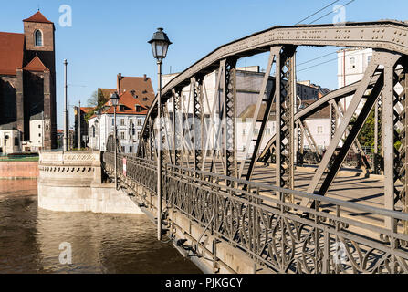 Poland, Wroclaw, Oder bridge, Most Mlynski, Church of Our Lady on the ...