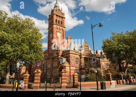 Newham Town Hall East Ham London Stock Photo: 9304192 - Alamy