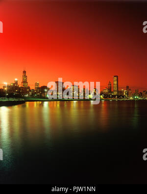 1991 HISTORICAL CHICAGO SKYLINE AND HARBOR LAKE MICHIGAN CHICAGO ...