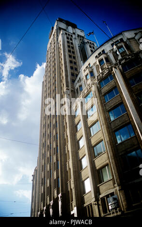 the KBC Boerentoren in Antwerp, Europe's first highrise building (02/02 ...