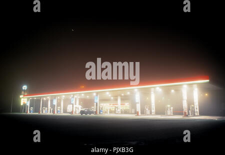 Esso fuel station in Belgium at night (19/09/2003 Stock Photo - Alamy
