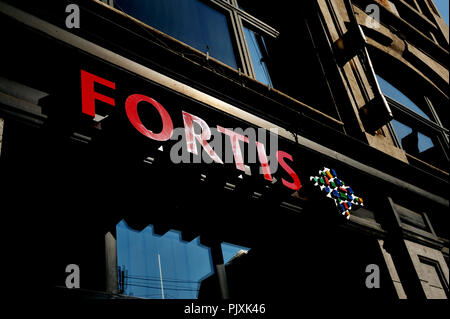 Fortis Bank logo in Namur (Belgium, 28/09/2008 Stock Photo - Alamy