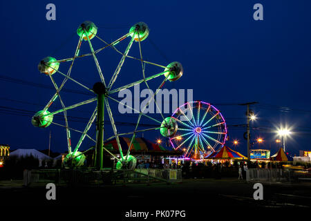 NORWALK, CT, USA - SEPTEMBER 10, 2022: Evening atmosphere from Oyster ...