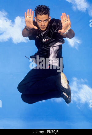 Five (Scott Robinson) on 15.12.1998 in München / Munich. | usage ...