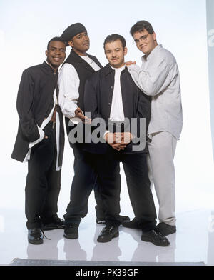 All-4-One (Delious Kennedy) on 01.12.1994 in München / Munich. | usage ...