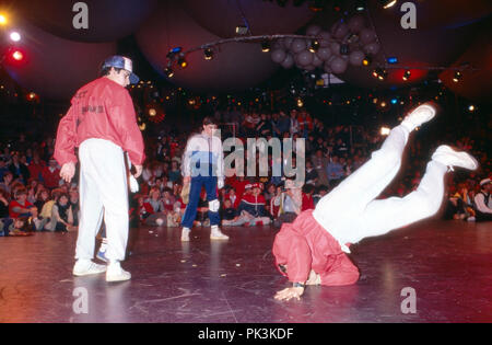 Breakdance Wettbewerb in München, Deutschland 1984. Breakdance contest ...