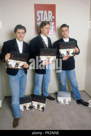 Breathe (with singer David Glasper) in October 1988 in München / Munich ...