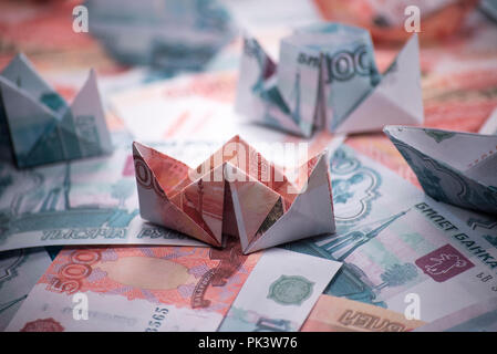 ship origami banknotes Stock Photo - Alamy