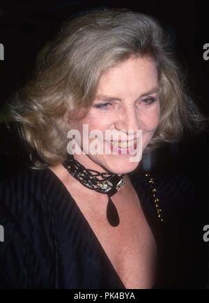 Lauren Bacall 1985 Photo By Adam Scull/PHOTOlink /MediaPunch Stock Photo - Alamy