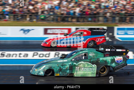Top Fuel funny car drag racing at Santa Pod Raceway. Kevin Chapman Ford ...