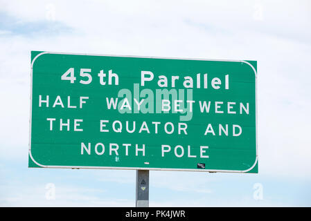 45th Parallel sign along Interstate 84 in Eastern Oregon Stock Photo ...