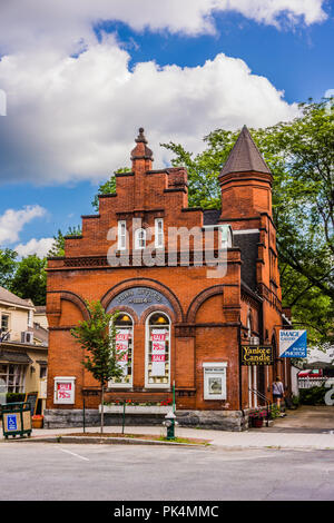 Main Street Shops Stockbridge, Massachusetts, USA Stock Photo - Alamy