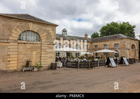 Danson Stables Pub, Danson Park, Bexleyheath, London, England Stock ...