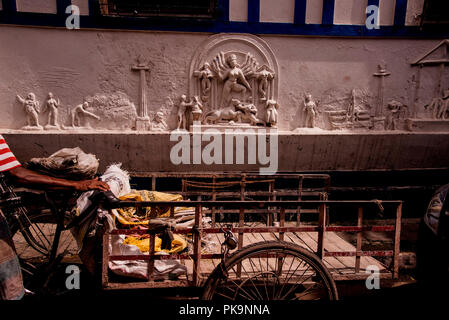 Clay idol of Durga in the making Stock Photo - Alamy