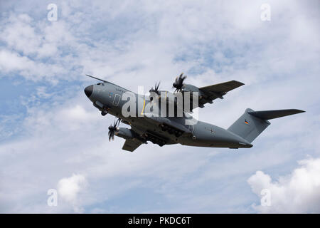 German Air Force (Luftwaffe) Airbus A310-304 transport aircraft Stock ...