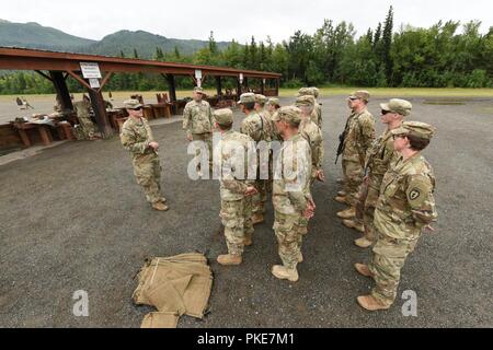 U.S. Army medics with Charlie Company, 407th Brigade Support Battalion ...