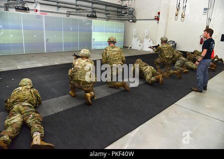 Joe Lynch, Conflict Kinetics Gunfighter Gym technical, instructs U.S ...
