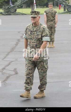 CMC, Commandant of the Marine Corps, commissioning ceremony, General ...
