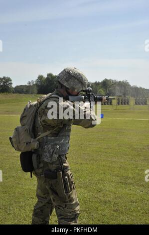 Members of the Kentucky National Guard Marksmanship Team pose for a ...