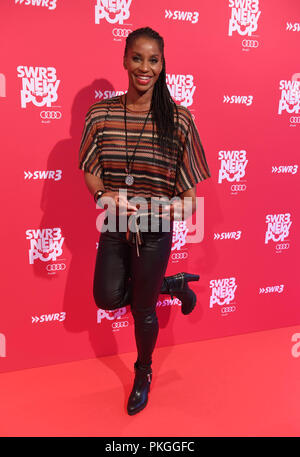 13 September 2018, Baden-WŸrttemberg, Baden-Baden: Presenter Anneta ...