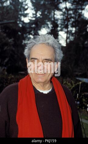 Portrait von Prof. Peter Raacke, deutscher Produktdesigner mit ...