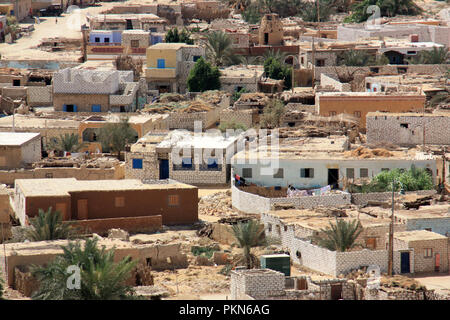 Simple clay brick houses in Siwa, Siwa Oasis, Egypt Stock Photo - Alamy