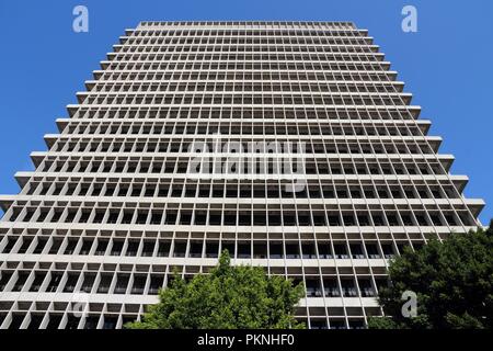Clara Shortridge Foltz Criminal Justice Center in Los Angeles, Ca. 12 ...