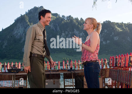 (L-r) TOM CAVANAGH as Ranger Smith and ANNA FARIS as Rachel in Warner ...