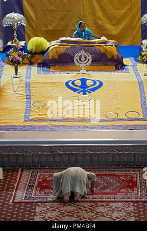 The altar at Baba Makhan Shah Lobana Sikh temple in Richmond Hill ...