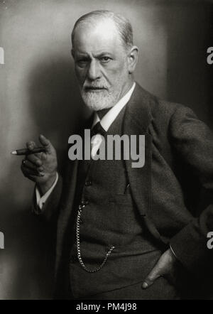 Sigmund Freud by Max Halberstadt Stock Photo - Alamy