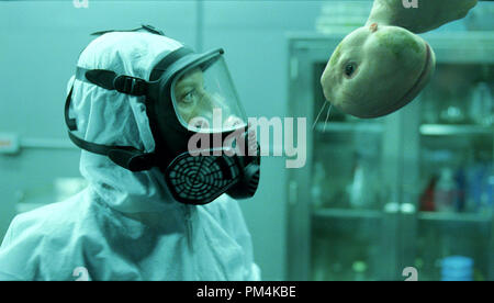 (L-r) SARAH POLLEY as Elsa and infant Dren in Warner Bros. Pictures ...