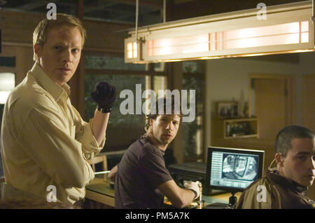 PAUL BETTANY, VINCE VIELUF, KETT TURTON, FIREWALL, 2006 Stock Photo - Alamy