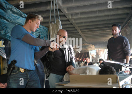 KENNY JOHNSON, MICHAEL CHIKLIS, THE SHIELD : SEASON 1, 2002 Stock Photo ...