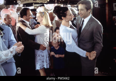 RETURN TO ME 2000 MGM film with Minnie Driver and David Duchovny Stock ...