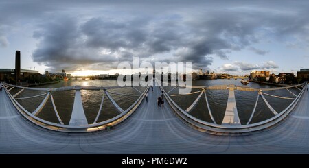 360° view of Millenium Bridge at sunset 1 - Alamy